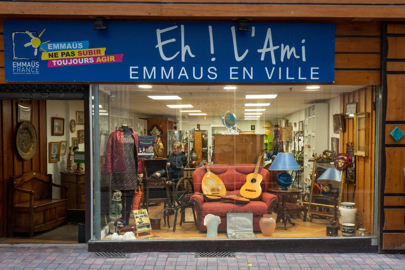 Nos horaires et lieux de vente - Emmaüs 43